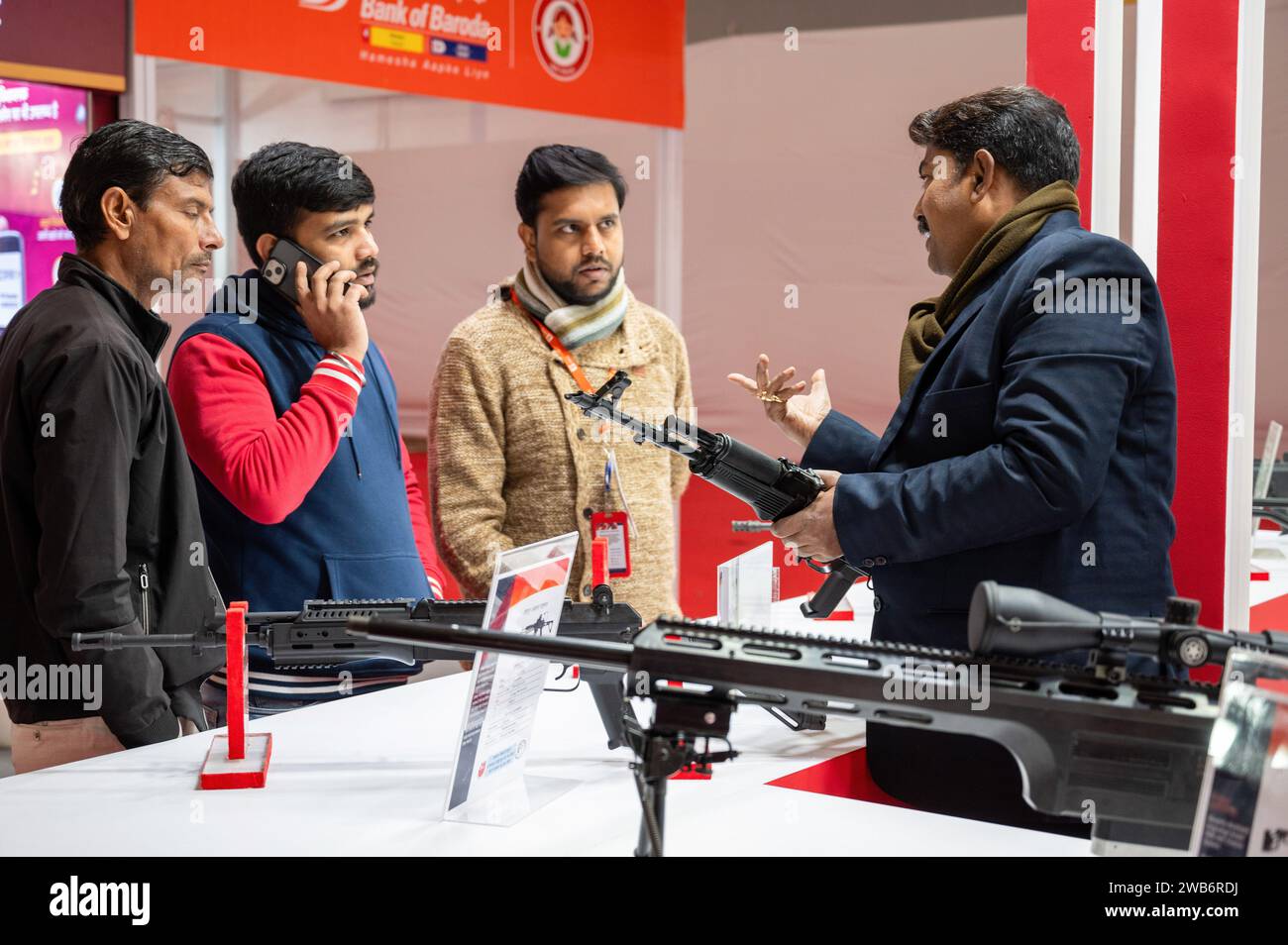 Advanced weapons hi-res stock photography and images - Alamy