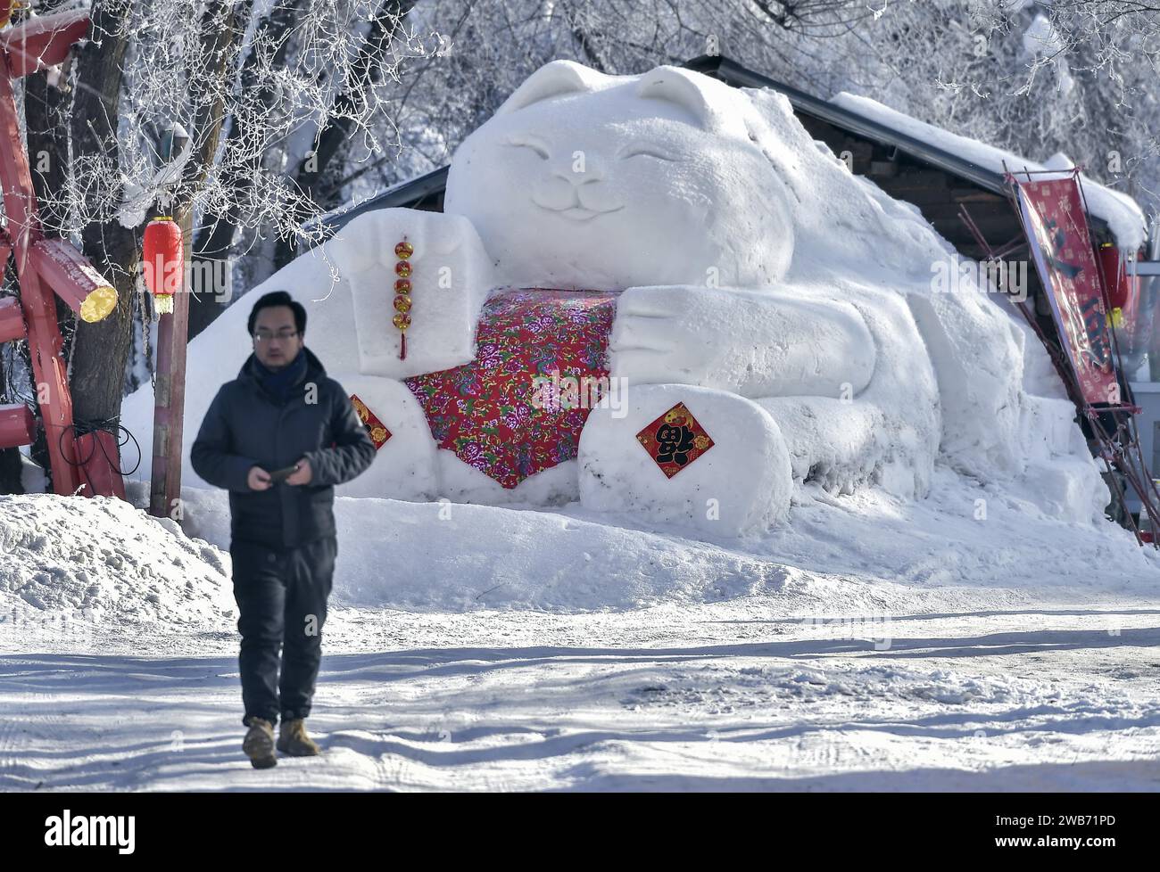 **CHINESE MAINLAND, HONG KONG, MACAU AND TAIWAN OUT** A fairy-tale snow ...