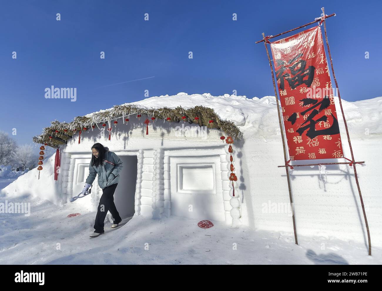 **CHINESE MAINLAND, HONG KONG, MACAU AND TAIWAN OUT** A fairy-tale snow ...