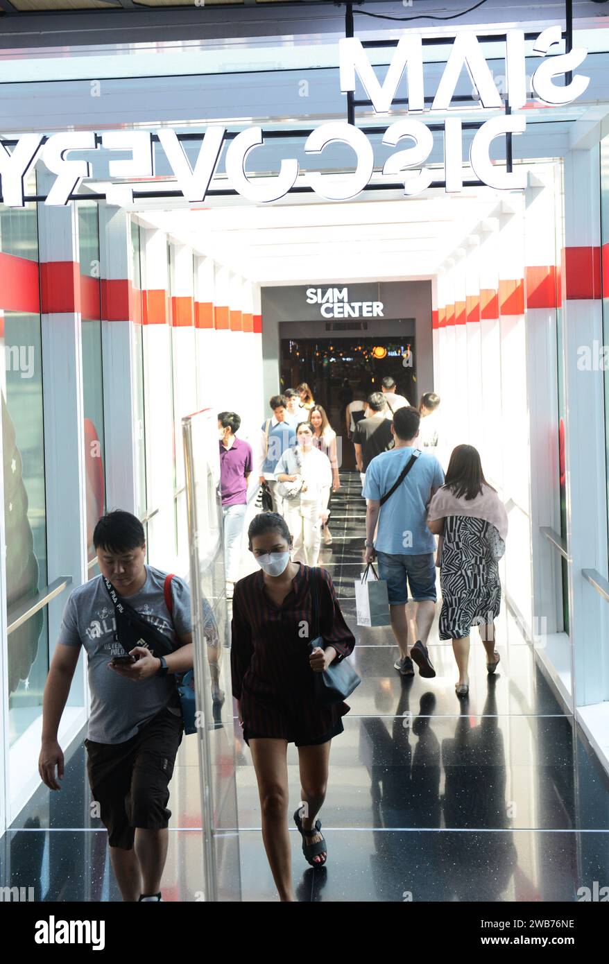 A pedestrian bridge connecting Siam Center and the Siam Discovery ...