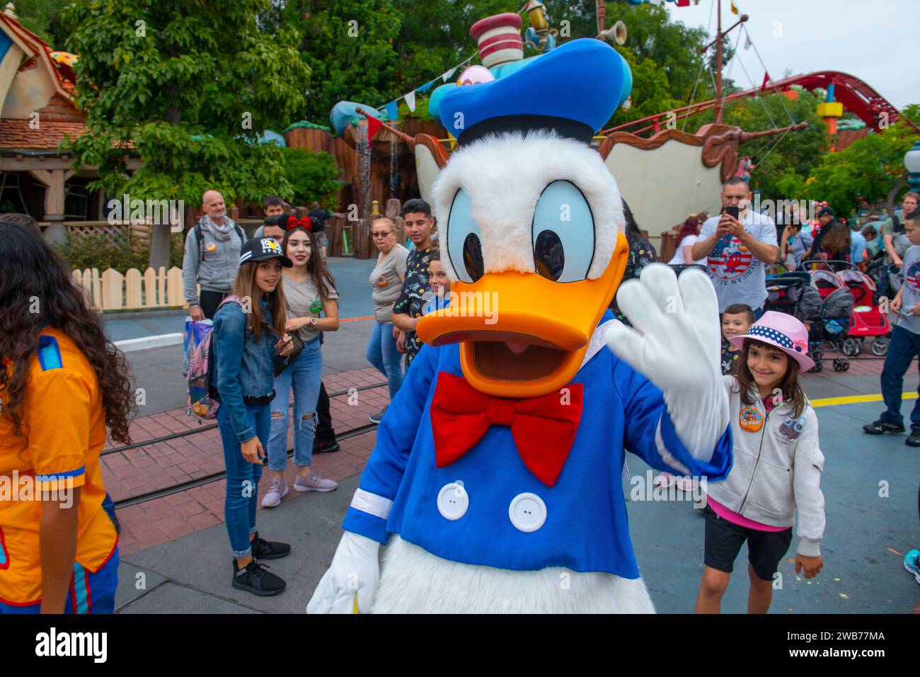 Donald Duck figure at Toontown in Disneyland Park in Anaheim ...