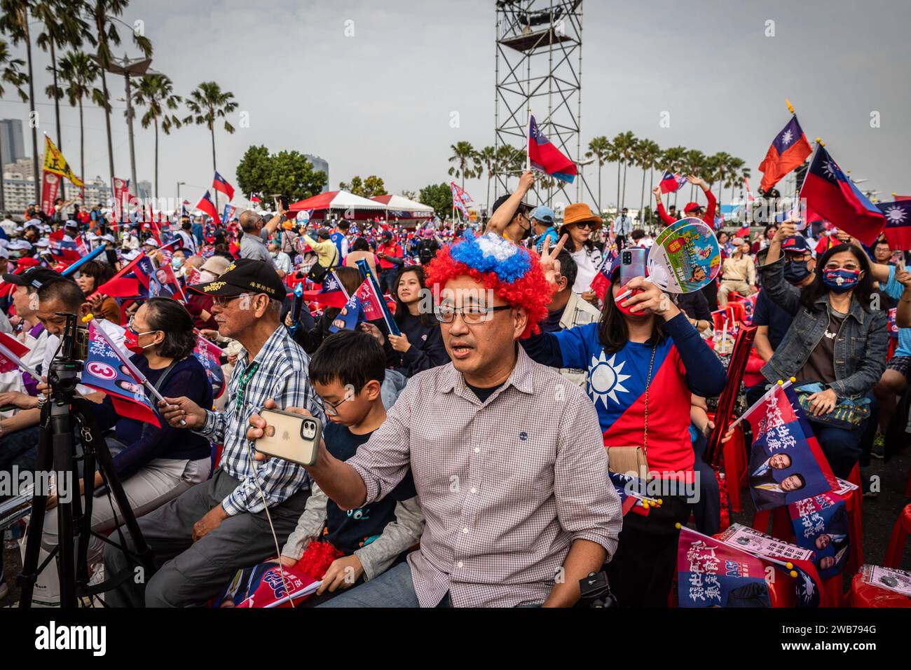 Kaohsiung, Taiwan. 07th Jan, 2024. Supporters attend the election ...