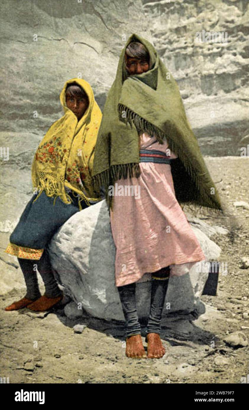 ''Indian Women of Acoma Pueblo'' Stock Photo - Alamy