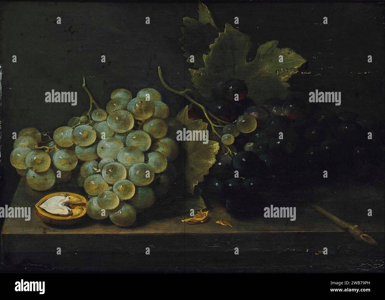 Walnut ledge hi-res stock photography and images - Alamy