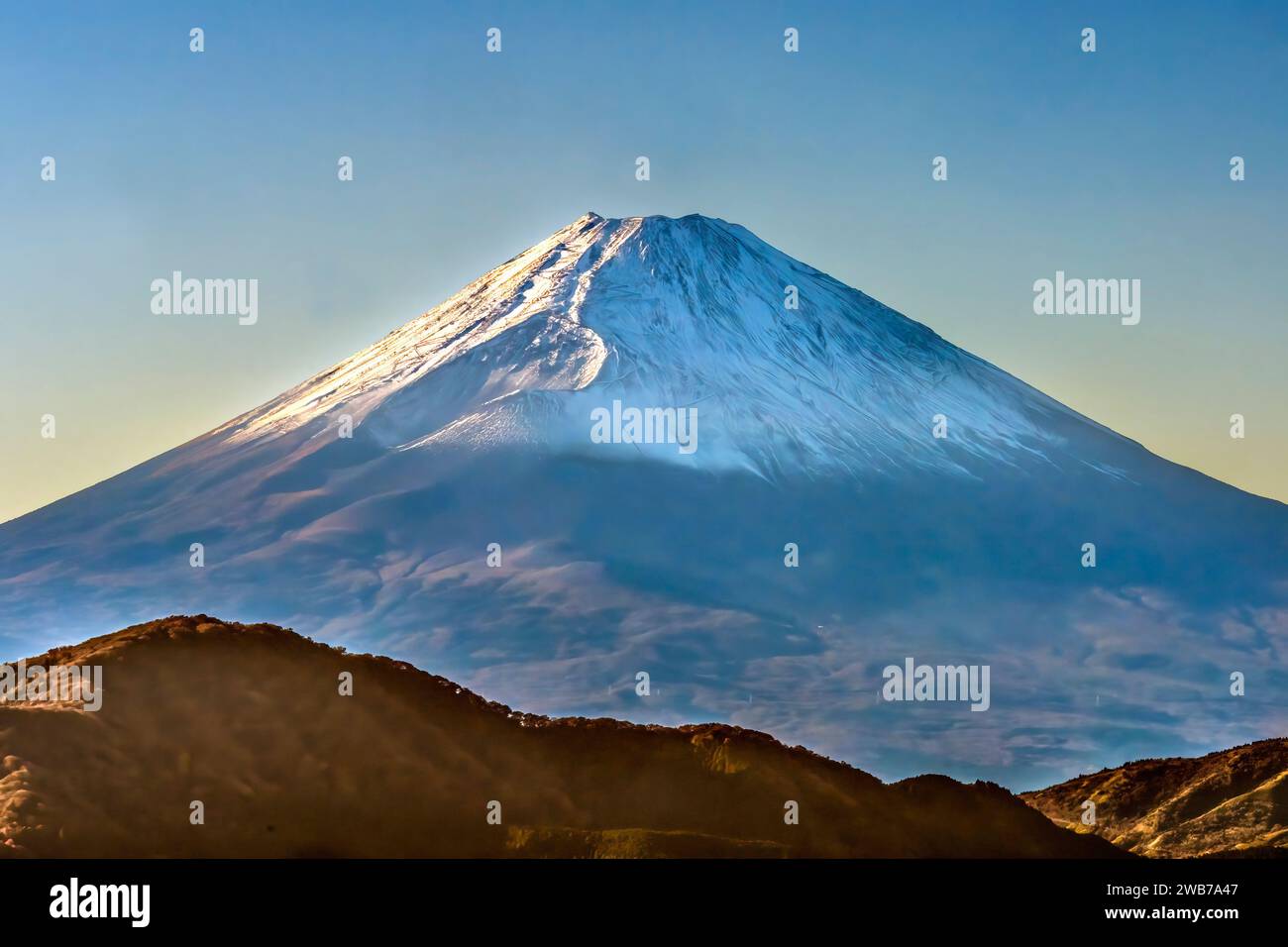 Colorful Snowy Mount Fuji Mountain Yellow Ridge Hakone Kanwagawa Japan ...