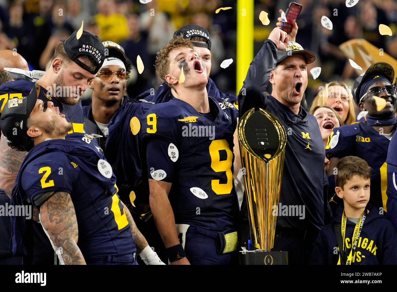 Michigan head coach Jim Harbaugh and quarterback J.J. McCarthy ...