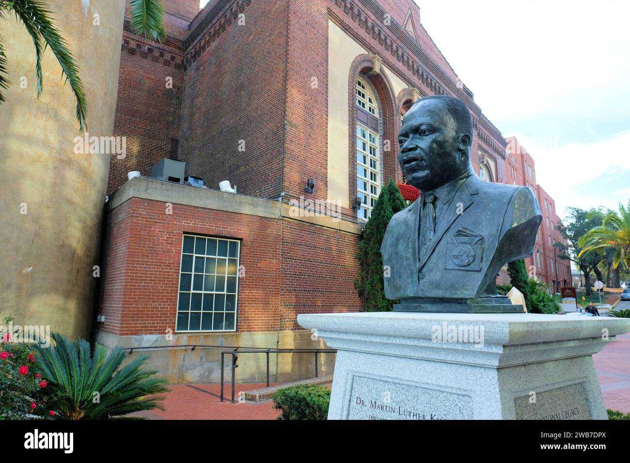 MLK monument at Martin Luther King Jr. Memorial Park, in Savannah ...