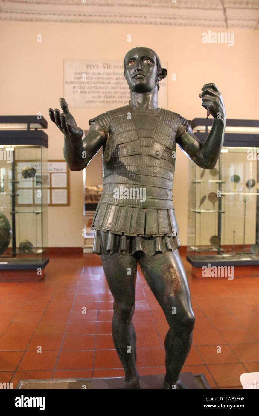 ''Mars of Todi'' Etruscan Warrior Bronze Statue, 5th-4th C. BC ...