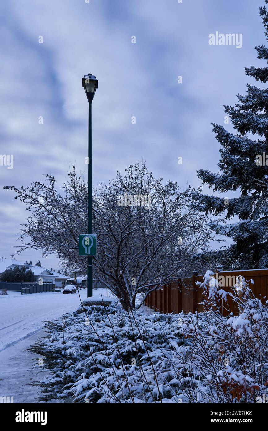 Traffic signs and snow hi-res stock photography and images - Alamy