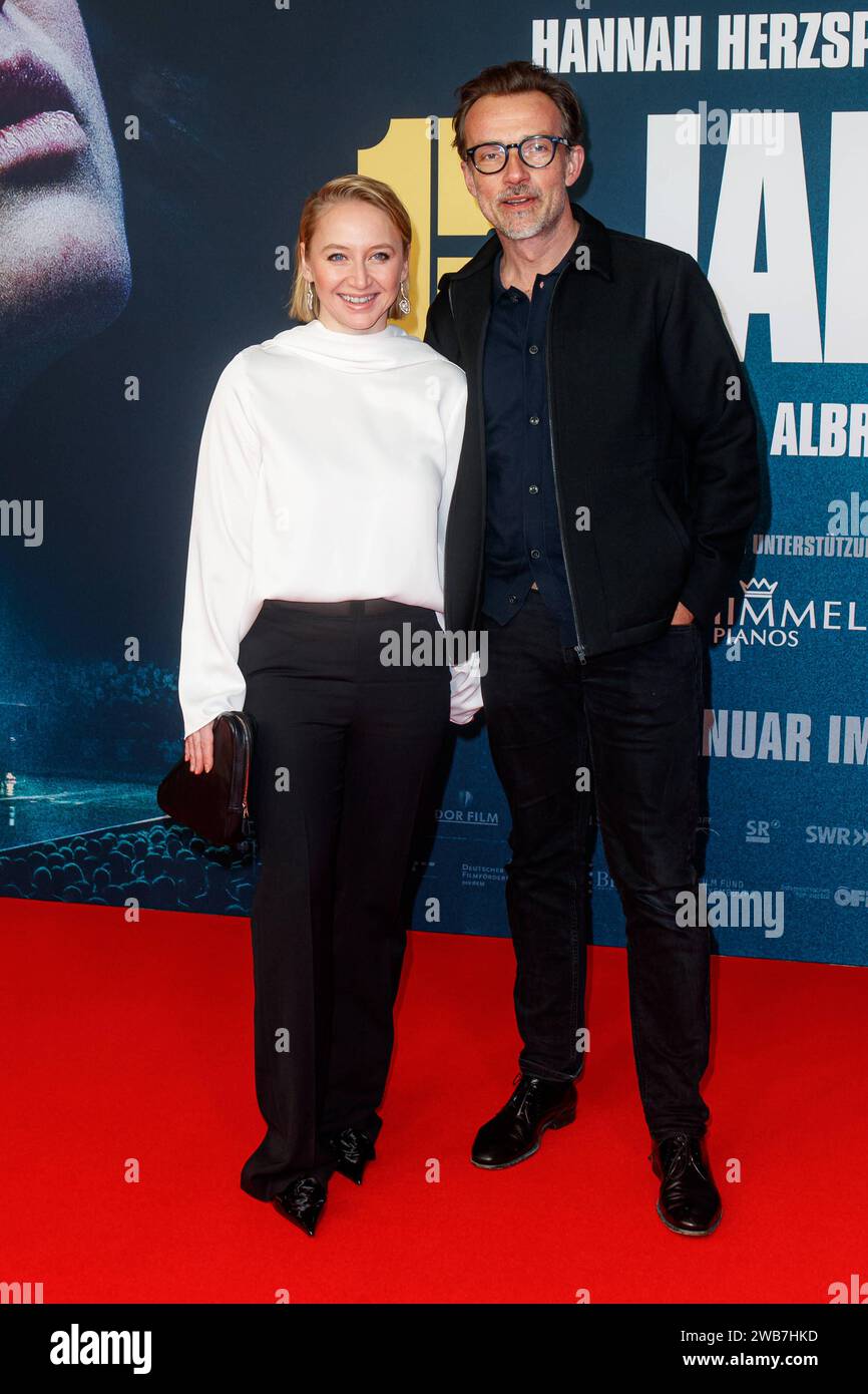 Film Premiere - 15 Jahre Anna Maria Mühe mit Partner Lucas Gregorowicz ...