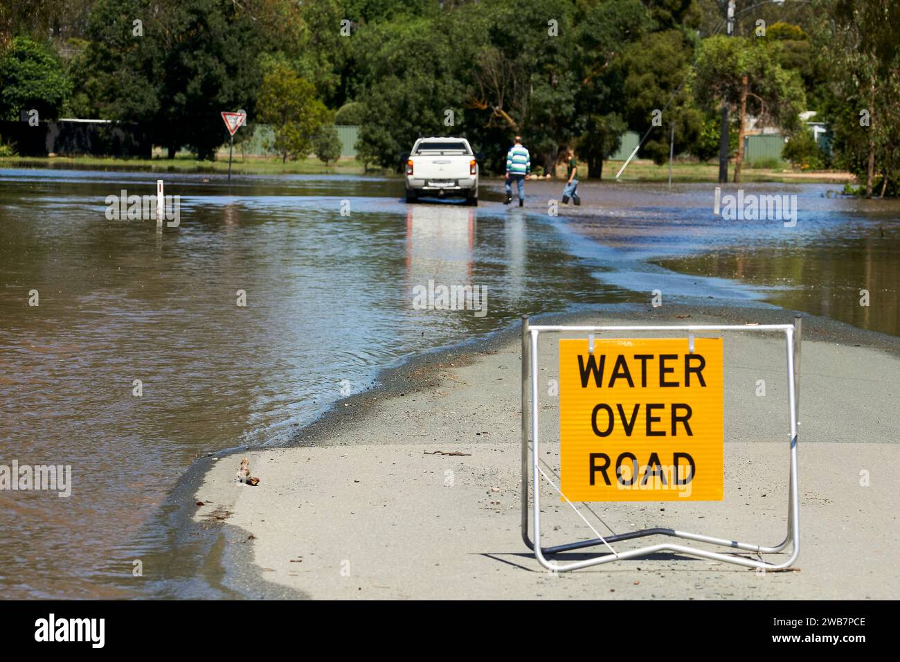 Water overroads hi-res stock photography and images - Alamy