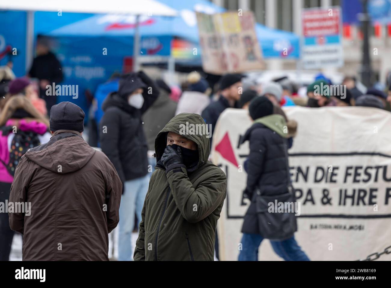 AFD Demo auf dem Max-Joseph-Platz vor der Oper in München / Datum: 08. ...