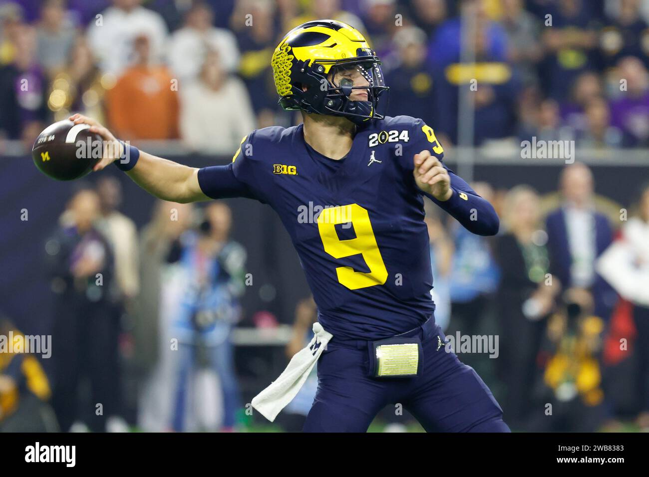January 8, 2024: Michigan Wolverines quarterback J.J. McCarthy (9 ...