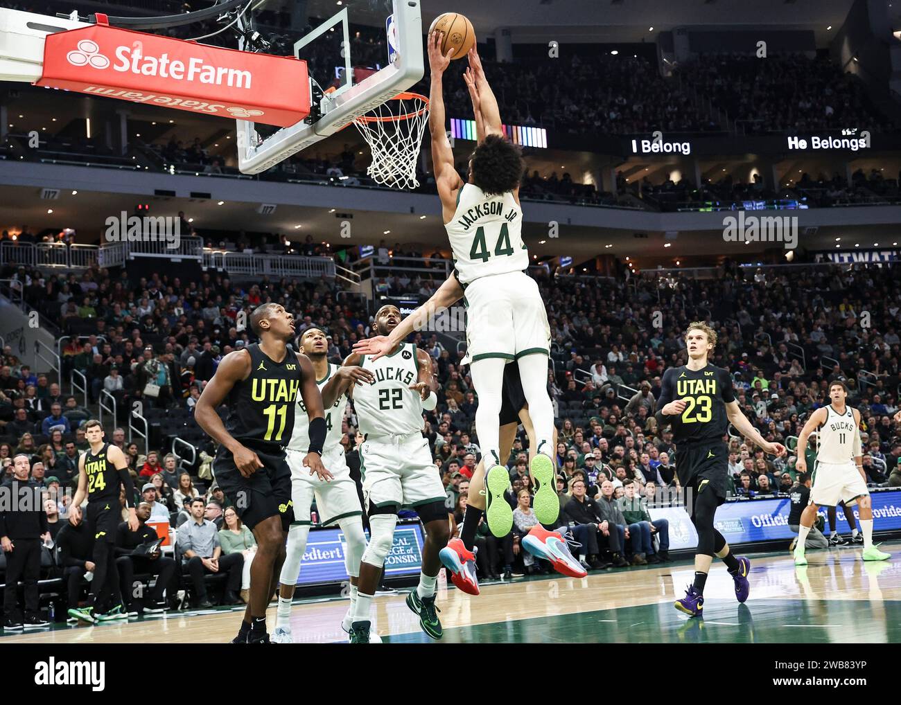 Milwaukee, USA. 9th Jan, 2024. Milwaukee Bucks guard Andre Jackson Jr. (top) dunks during the ...