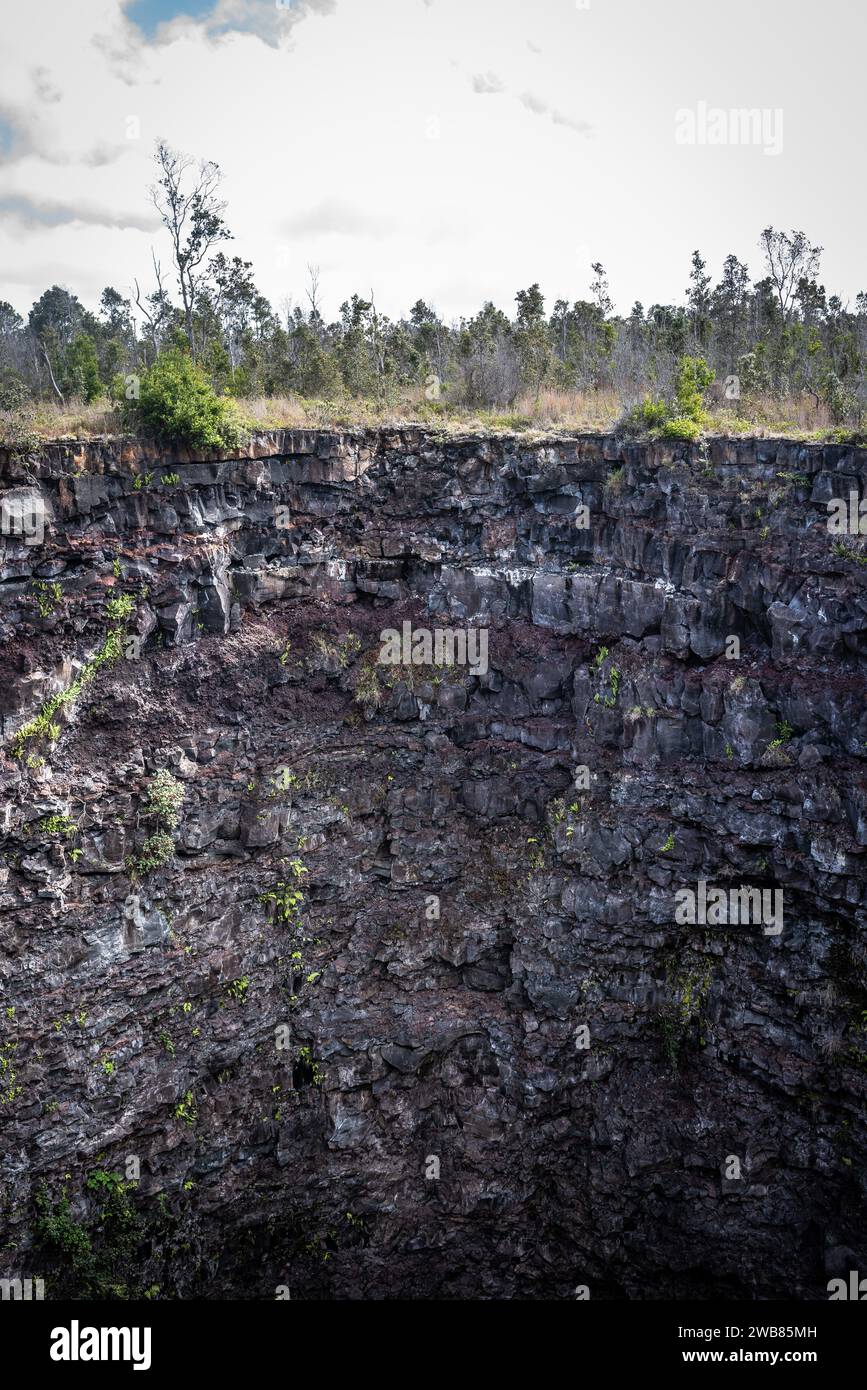 Big Island Hawaii, chain of craters road Stock Photo - Alamy