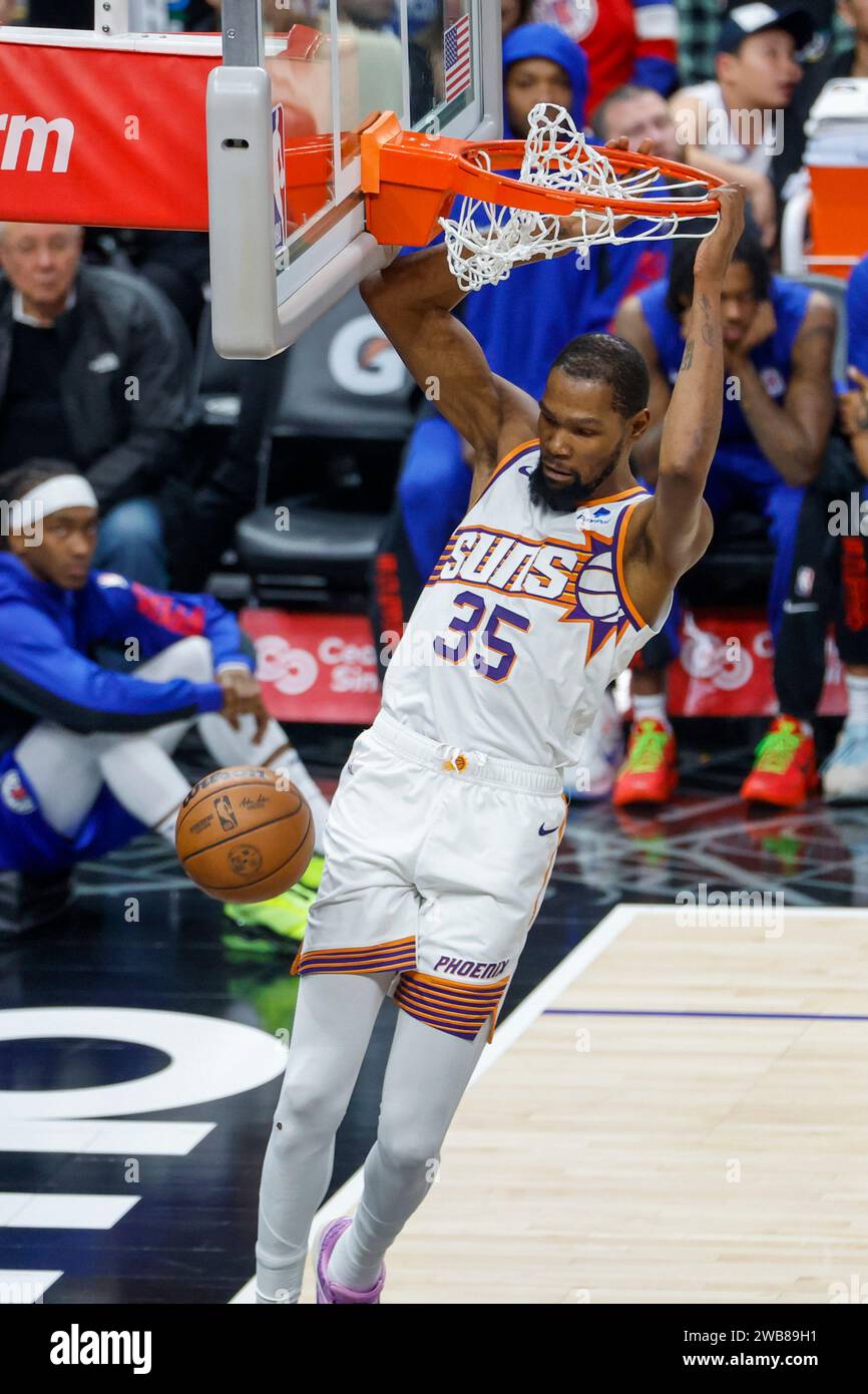 Los Angeles, USA. 8th Jan, 2024. Phoenix Suns' Kevin Durant dunks ...