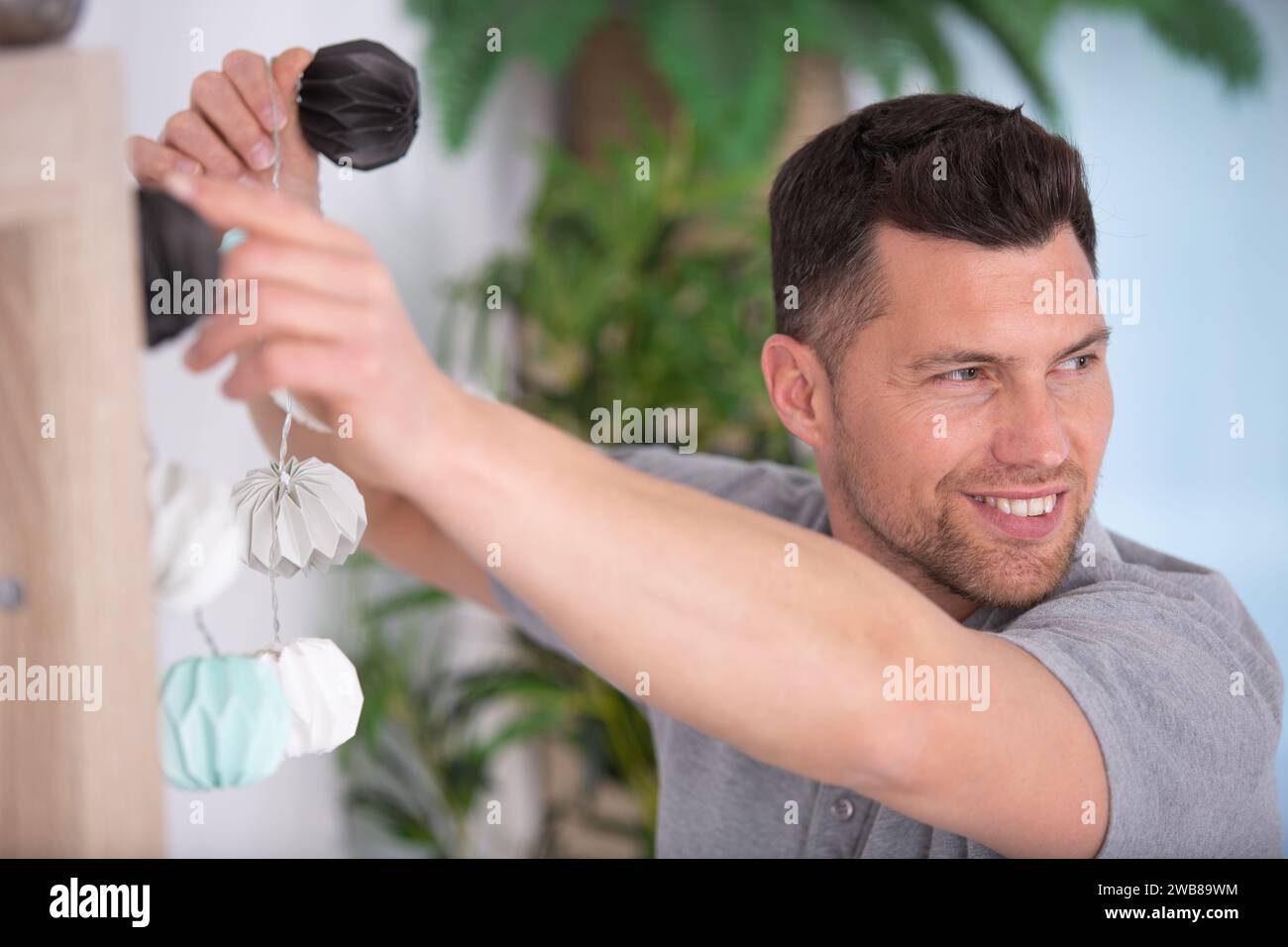 Man ladder lights hi-res stock photography and images - Alamy