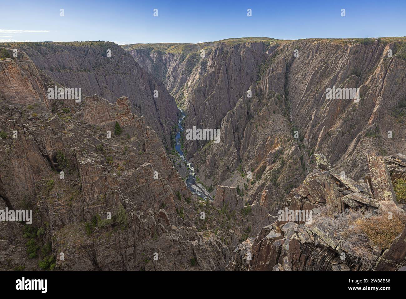 Wide view over the Black Canyon of the Gunnison at Kneeling Camel View ...