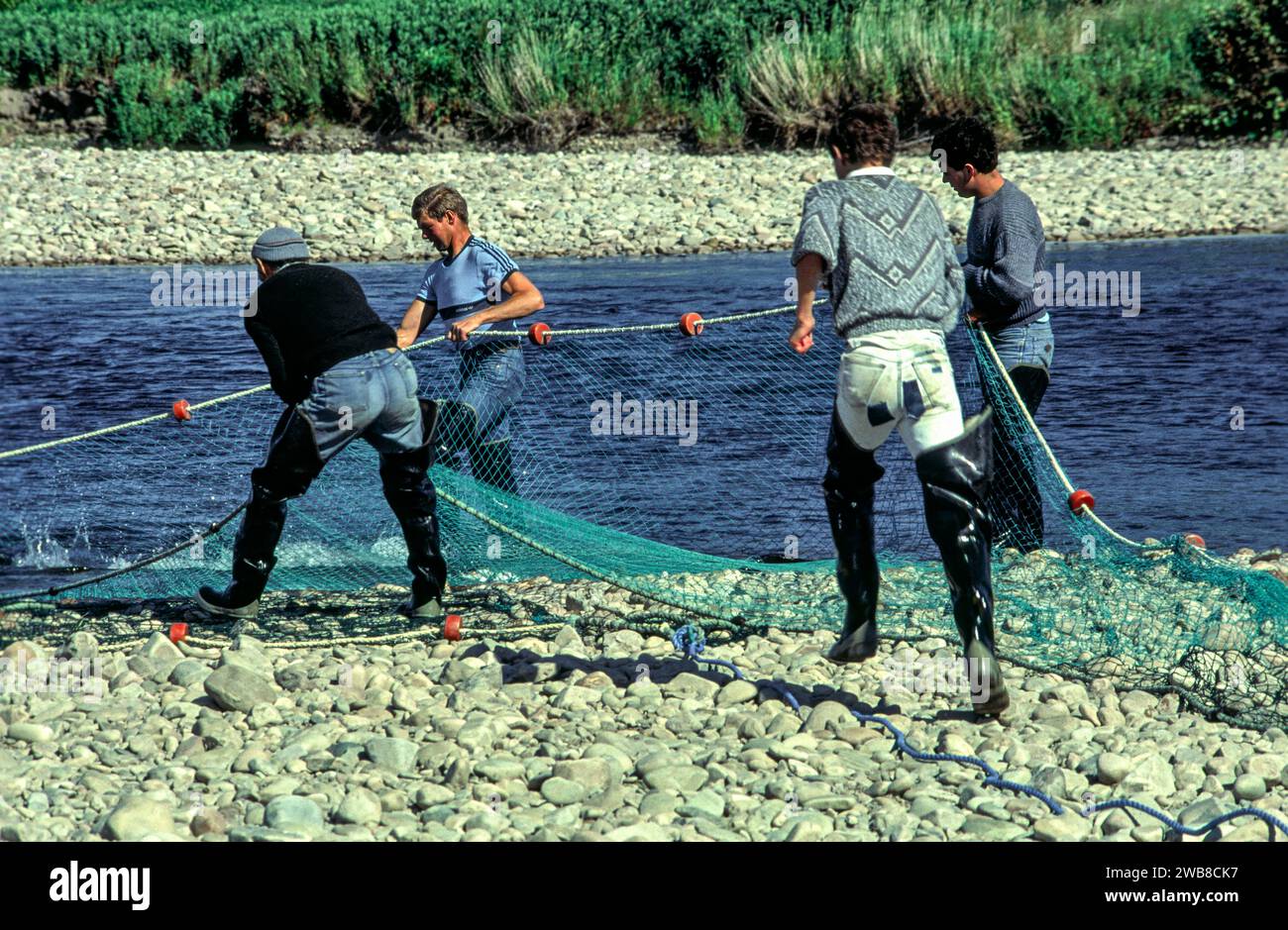 Seine netting hi-res stock photography and images - Alamy