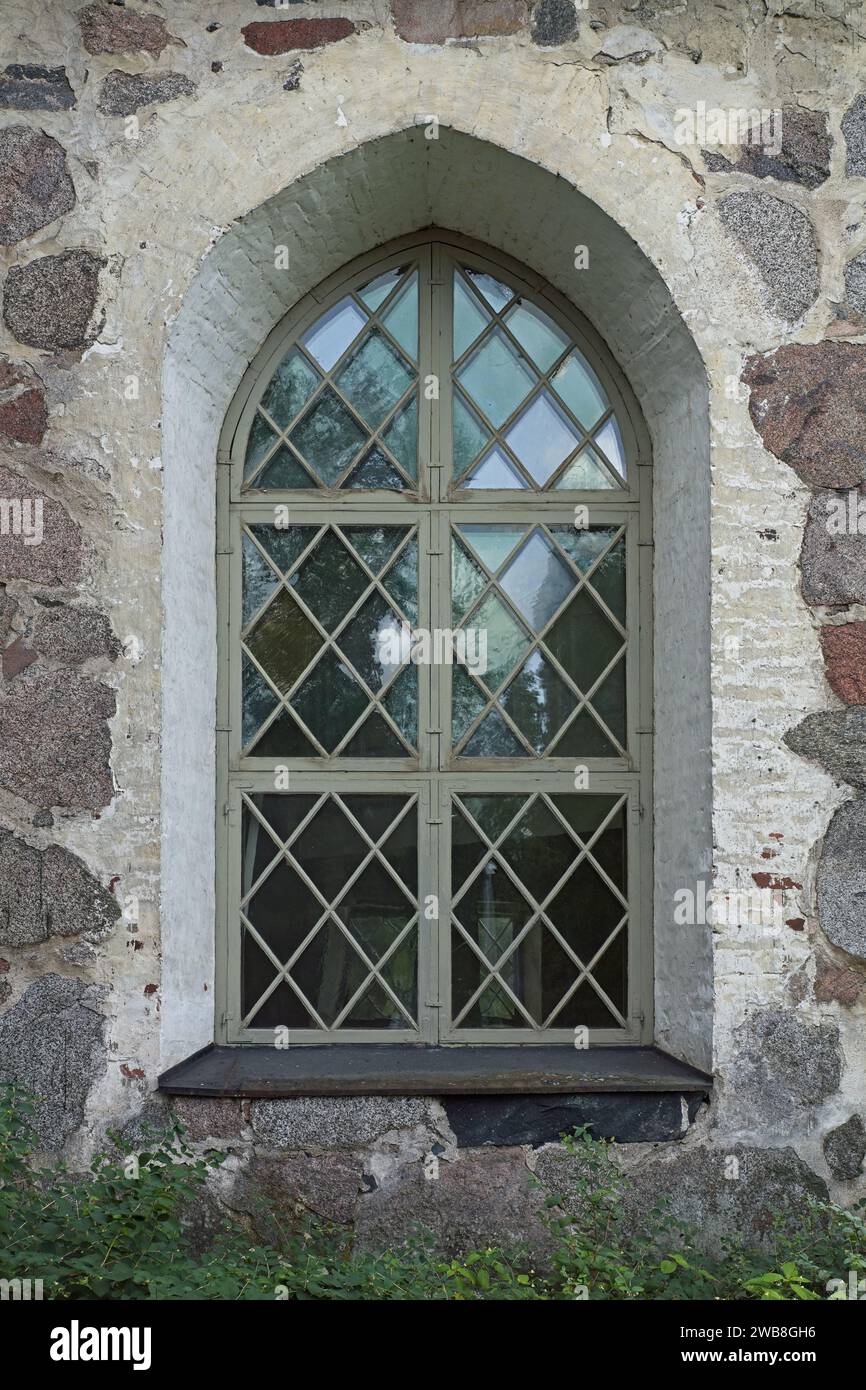 Grey window frames hi-res stock photography and images - Alamy