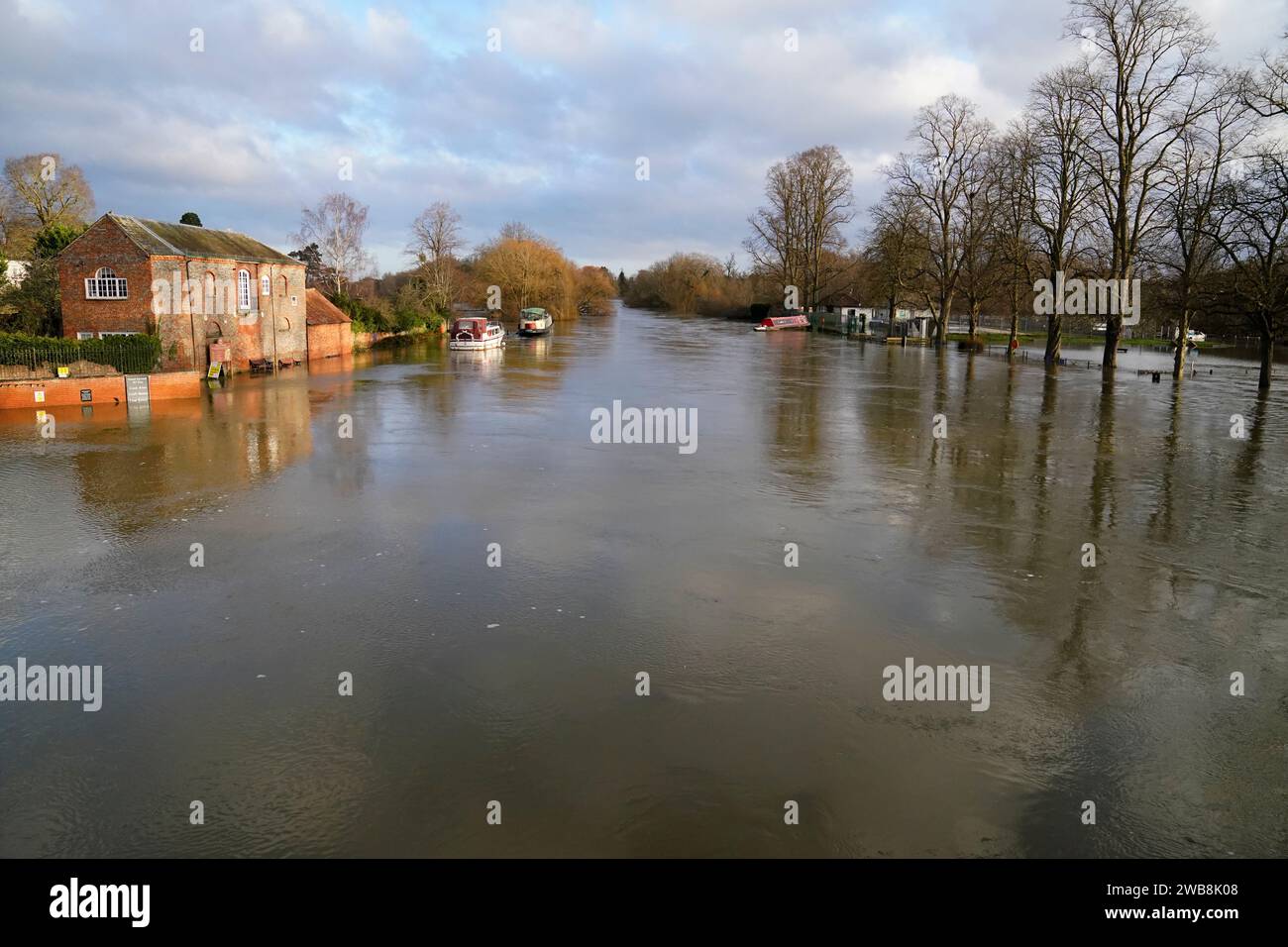A view of the river Thames in flood in Wallingford, Oxfordshire. Picture date: Tuesday January 9 ...