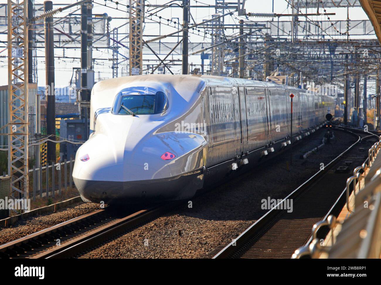 N700 series shinkansen hi-res stock photography and images - Alamy