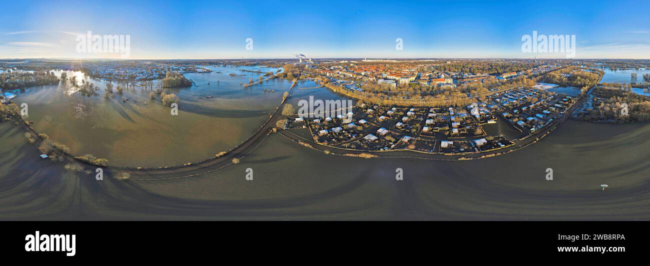 Hochwasser und Überschwemmung der Leine im Stadteil Stöcken. Hannover ...