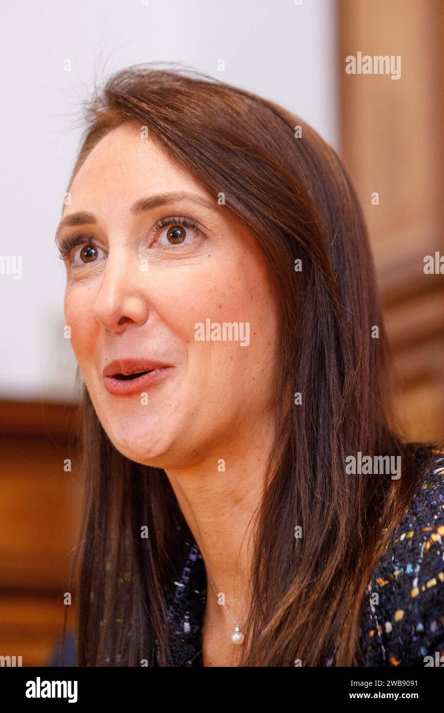 Defis hi-res stock photography and images - Alamy