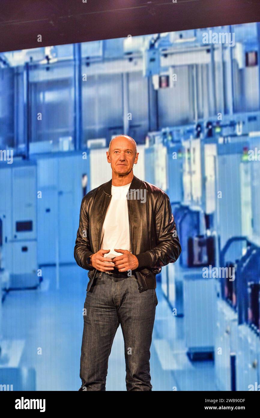 LAS VEGAS, NV - JANUARY 8: CEO Dr. Roland Busch speaking at Siemens key ...