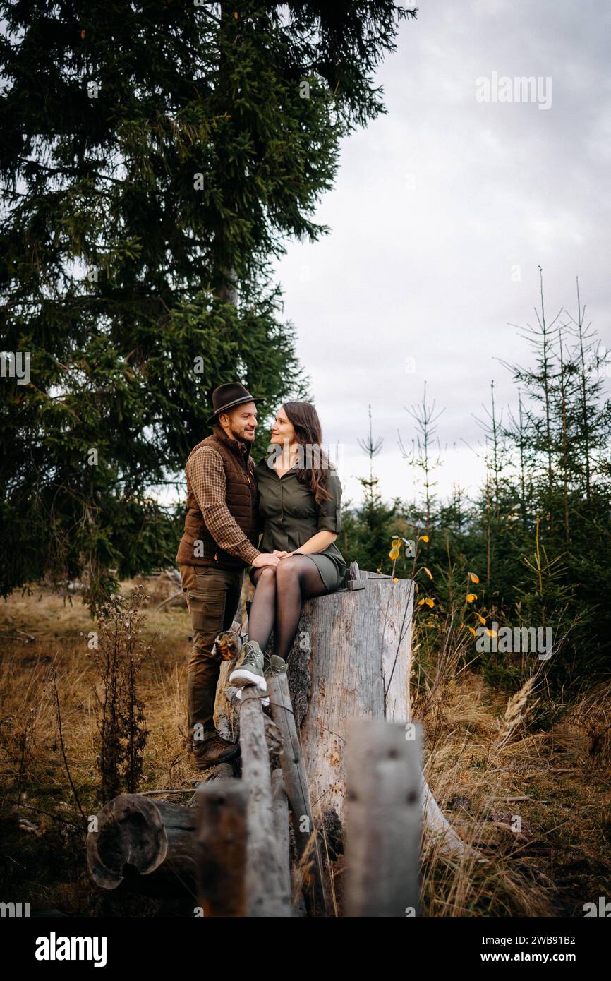 Fence in nature hi-res stock photography and images - Alamy