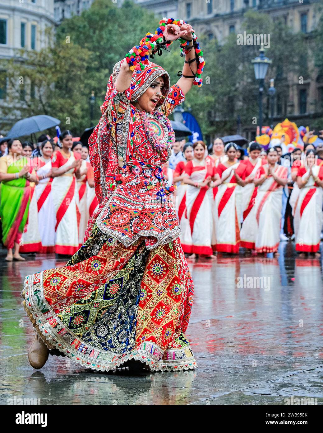 Gujarati Dance Images Gujarati Dance Feature Photo A Gujarati Dancer