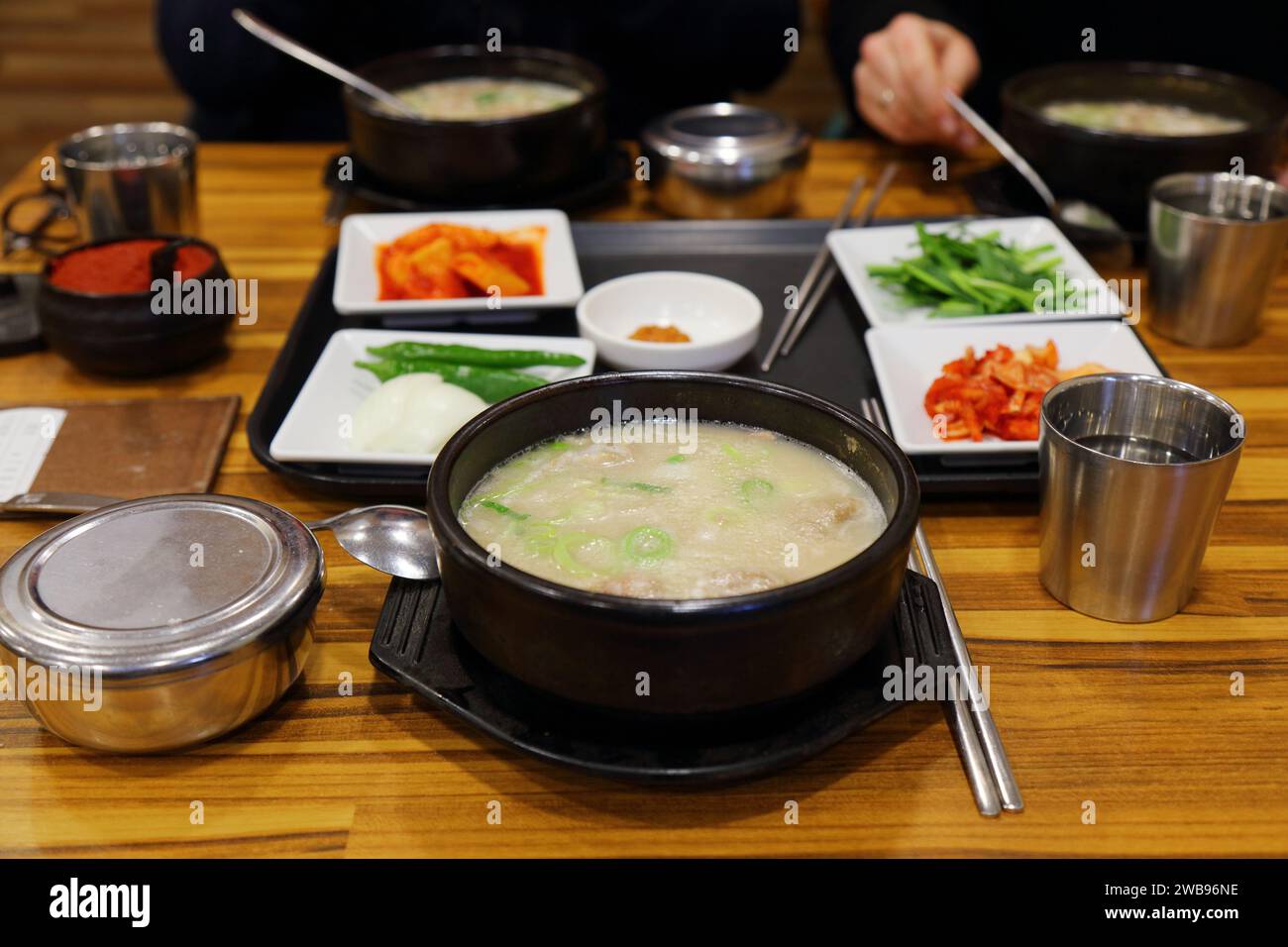 Korean pork bone soup hi-res stock photography and images - Alamy