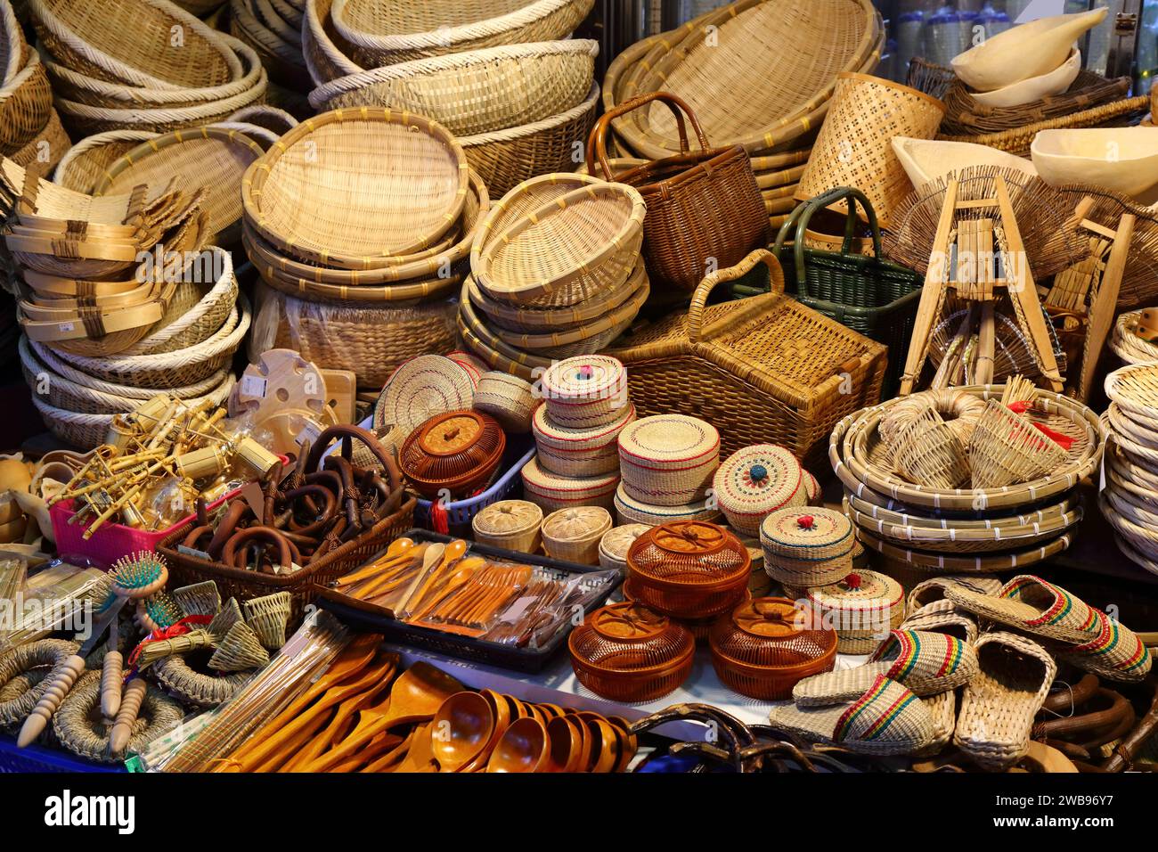 Woven boxes hi-res stock photography and images - Alamy