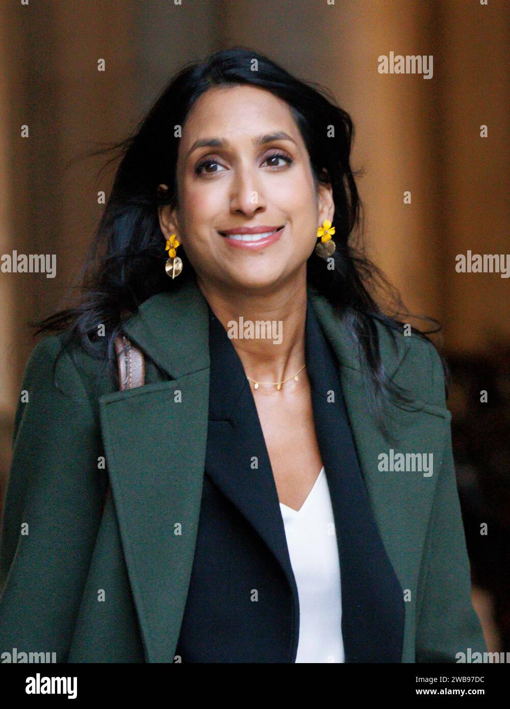 Coutinho in downing street hi-res stock photography and images - Alamy