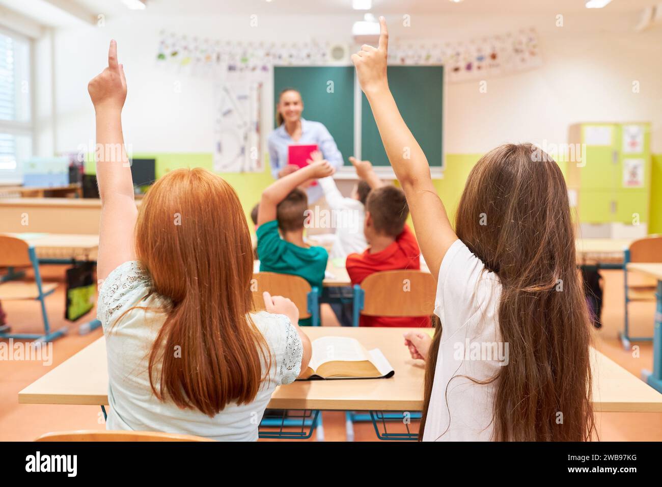 Answering student hi-res stock photography and images - Alamy