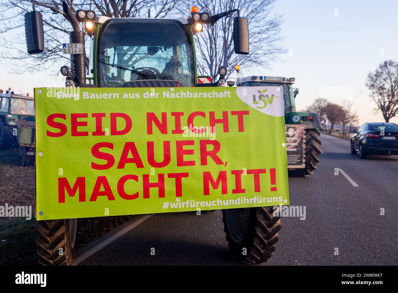 Bauernproteste in der Südpfalz nähe Landau: Bei Hochstadt blockierten ...