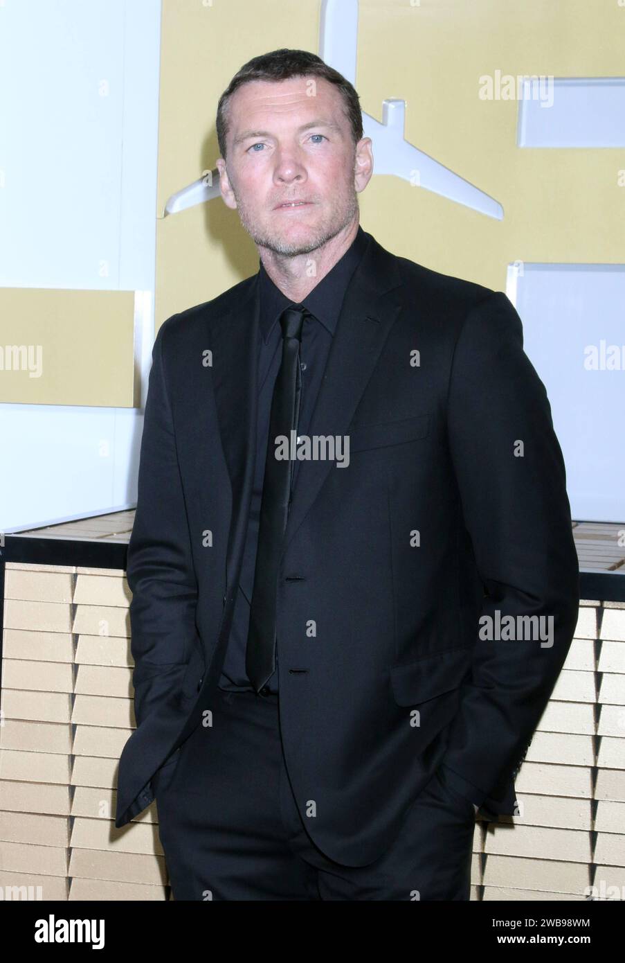NEW YORK, NY - JANUARY 8: Sam Worthington at the Netflix world premiere ...