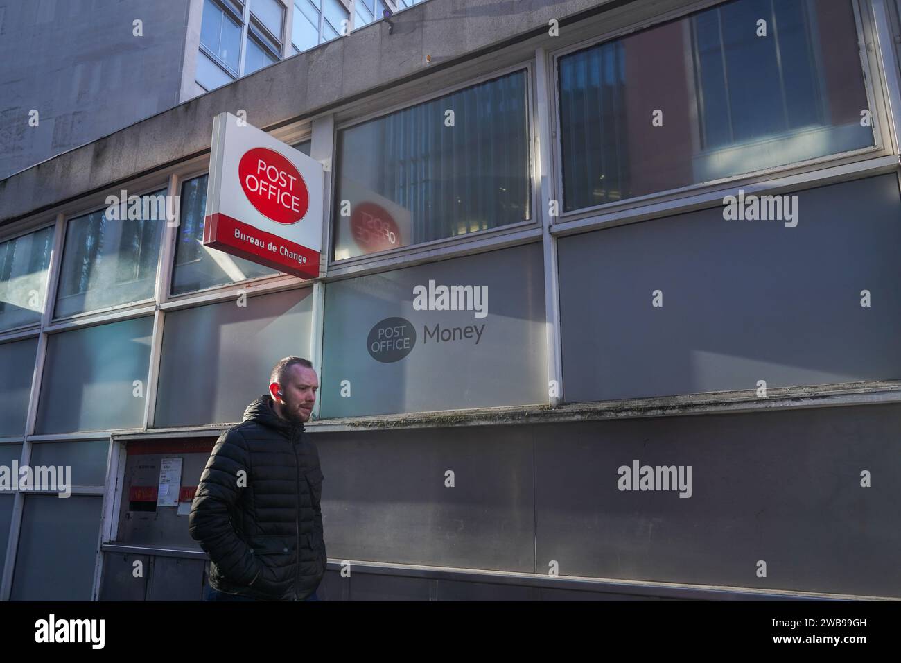 Faulty horizon system hi-res stock photography and images - Alamy