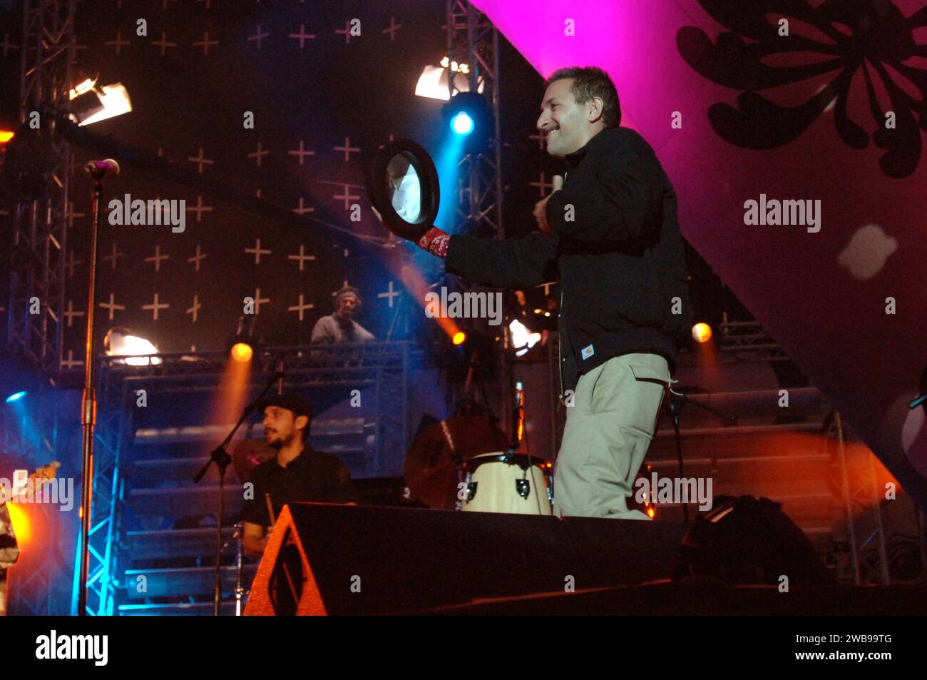 Coca cola mtv live 2006 hi-res stock photography and images - Alamy