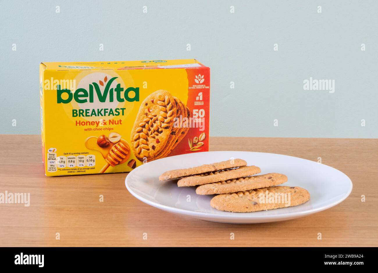 Belvita Breakfast Honey & Nut With Choc Chips Stock Photo - Alamy