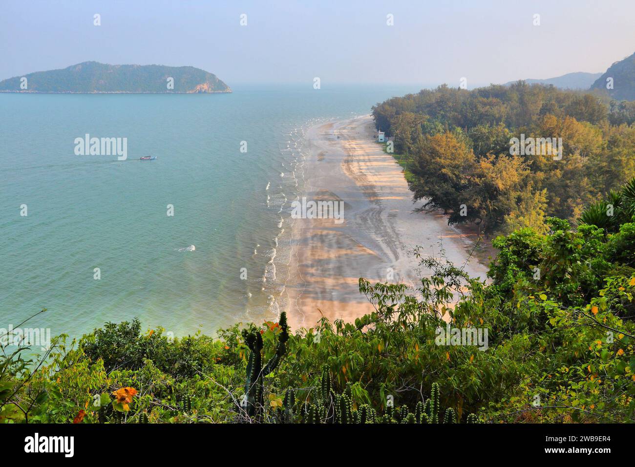 Khao sam roi yot national park hi-res stock photography and images - Alamy