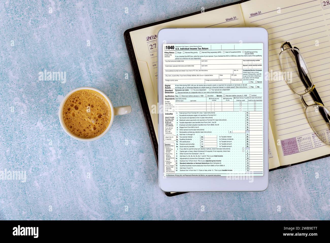 Return of Individual Income Tax Form 1040 with online form filling, tax ...