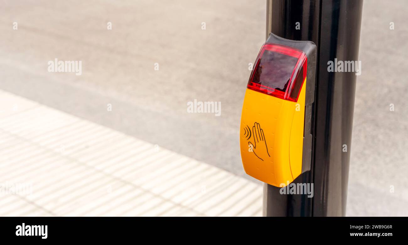 traffic signal for blind pedestrians in Germany Stock Photo - Alamy