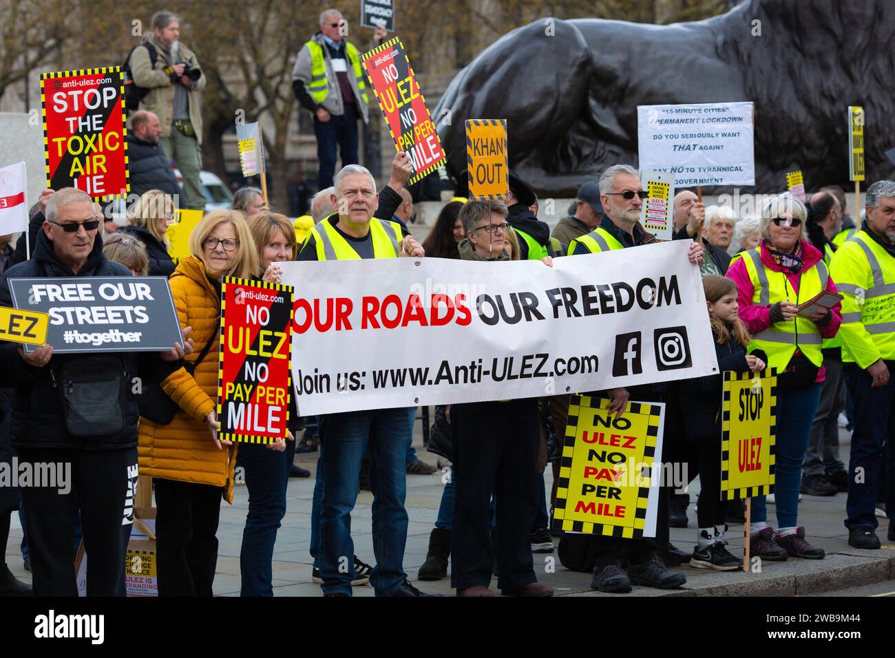 Protesters gather during an anti-ULEZ expansion protest around ...