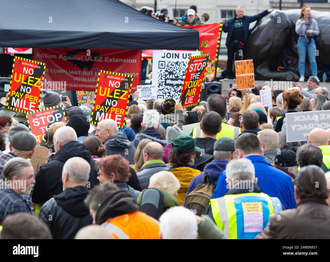 Protesters gather during an anti-ULEZ expansion protest around ...