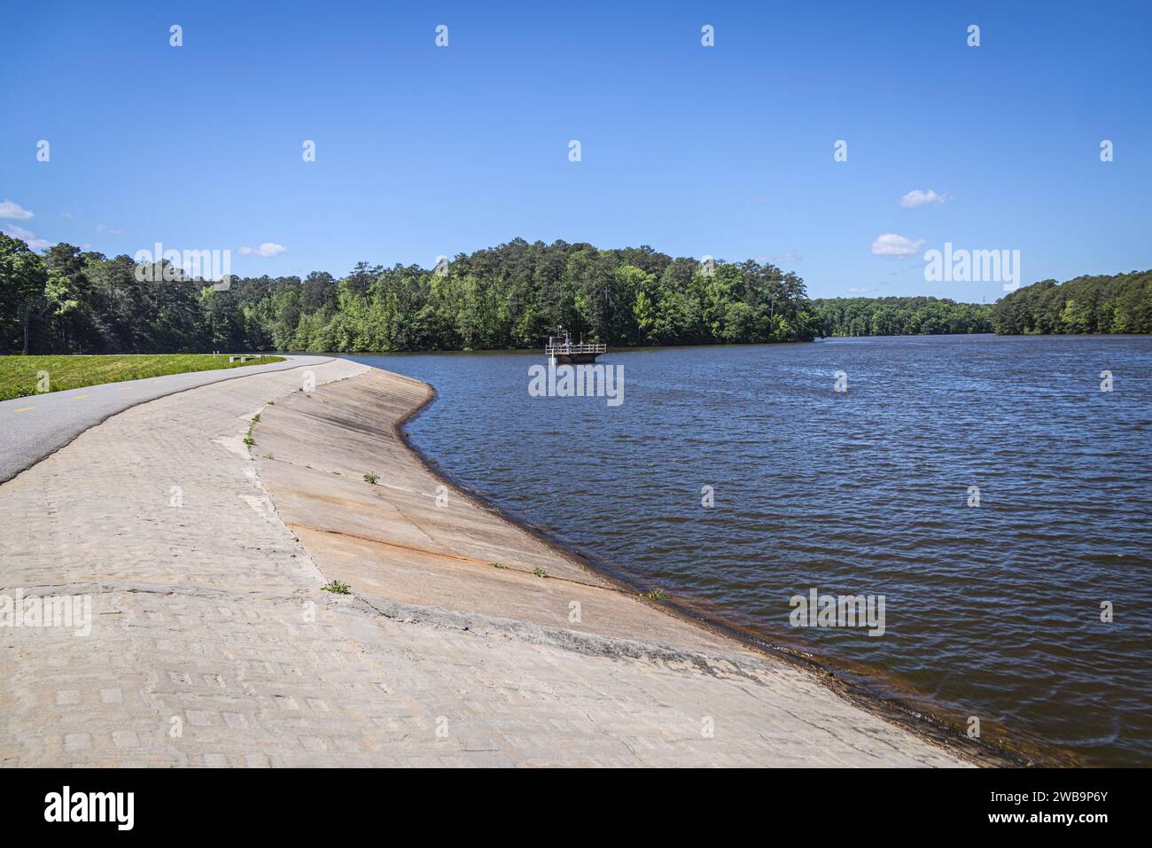 Lake johnson raleigh hi-res stock photography and images - Alamy