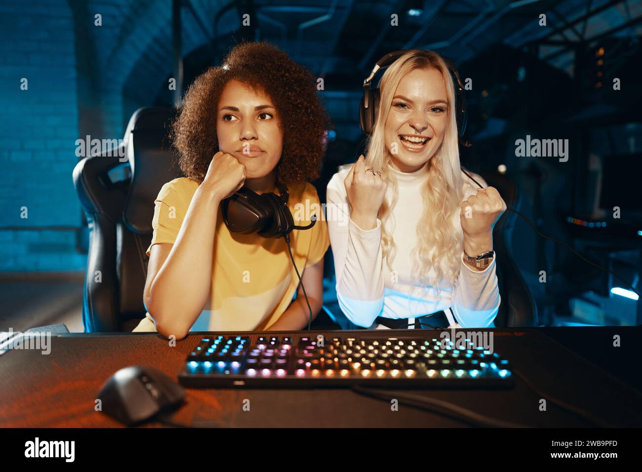 Gaming mechanics hi-res stock photography and images - Alamy
