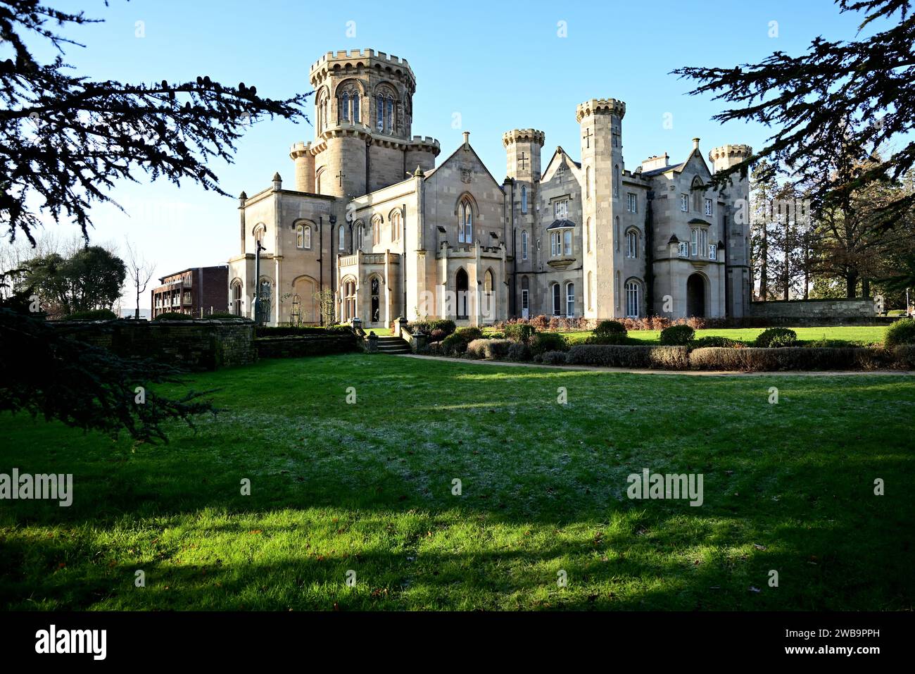 Studley castle hotel hi-res stock photography and images - Alamy