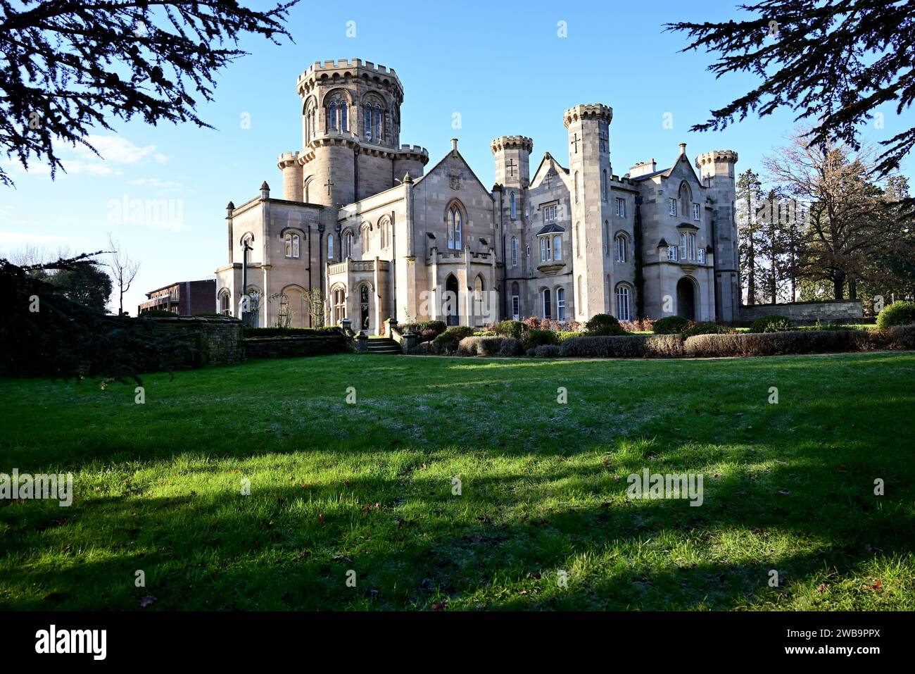 Studley warwickshire english hi-res stock photography and images - Alamy