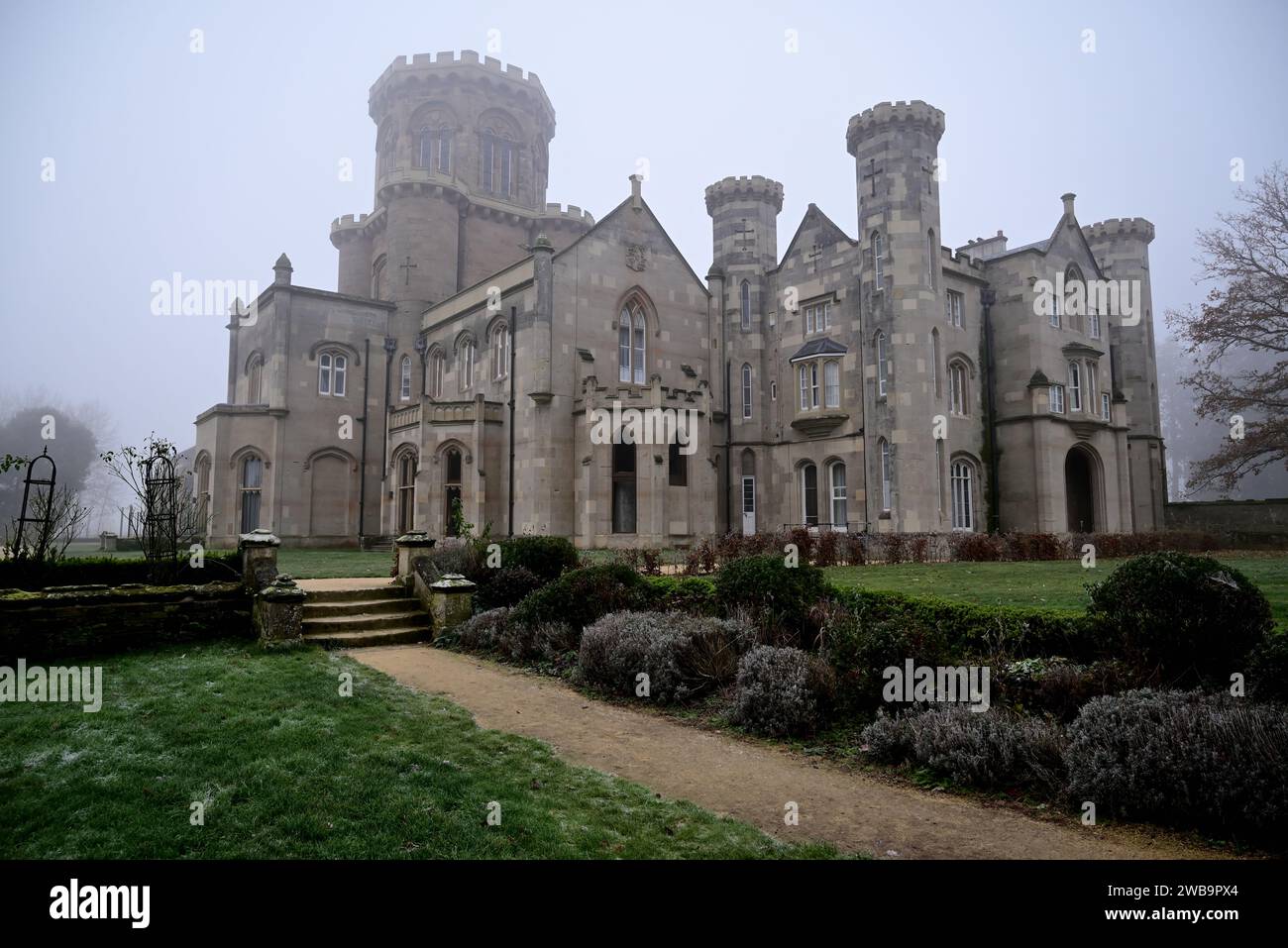 Studley Castle on a foggy day Stock Photo - Alamy